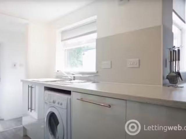 New Property to rent in Thyra Grove, Beeston, Nottingham, NG9.