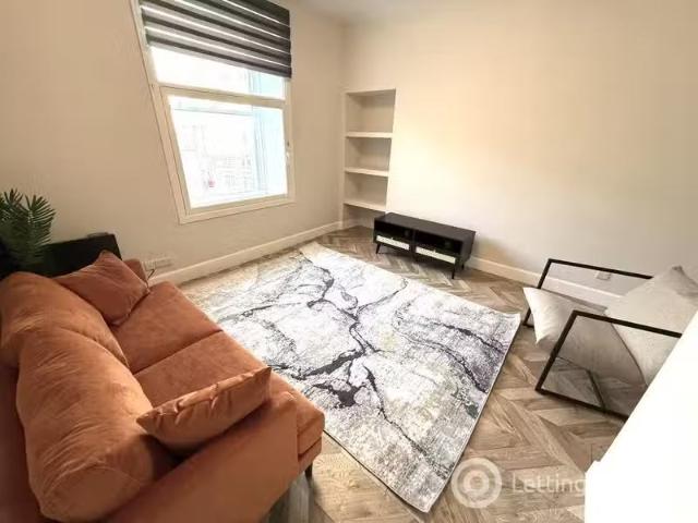 Unique Property to rent in Union Street, City Centre, Aberdeen.