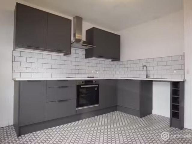 Unique Property to rent in 38 Rosebank Street, Dundee