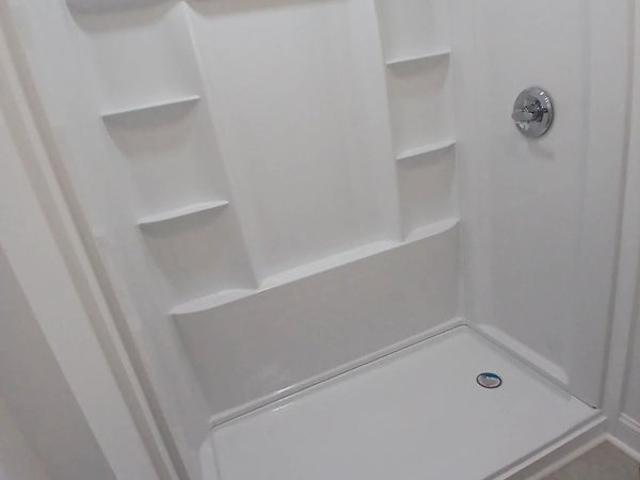Cheap Room Near Philly Train Station For Commute