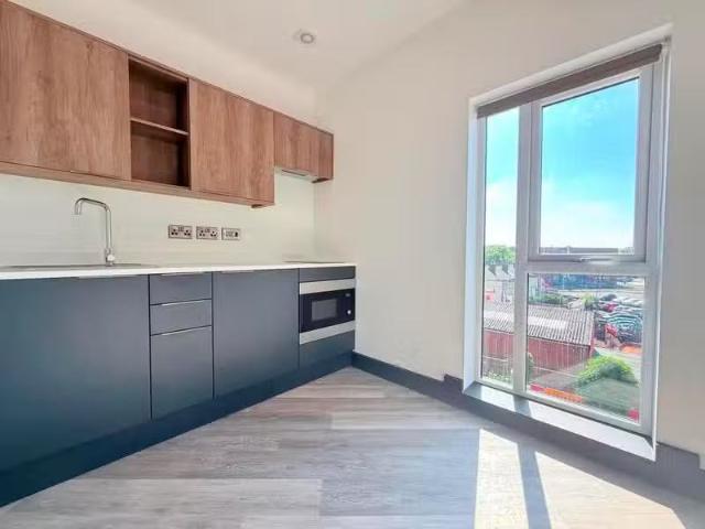 Charming Studio flat for rent in Uttoxeter Old Road, Derby, De.