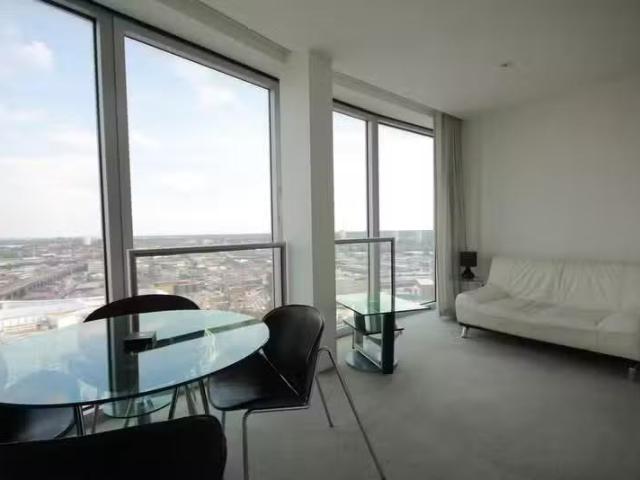 Charming Studio flat for rent in Rotunda, New Street, Birmingh.