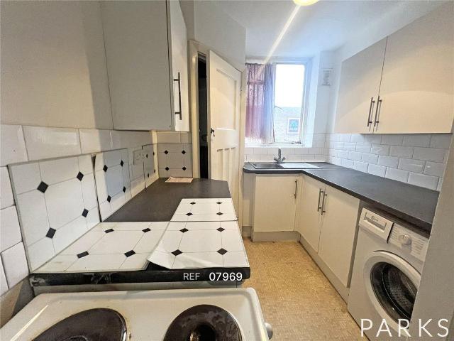 Cheapside, Brighton BN1, 2 bed flat to rent, £1,300 pcm | PrimeLocation