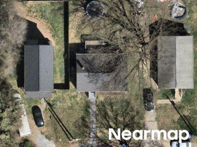 Cheatham St