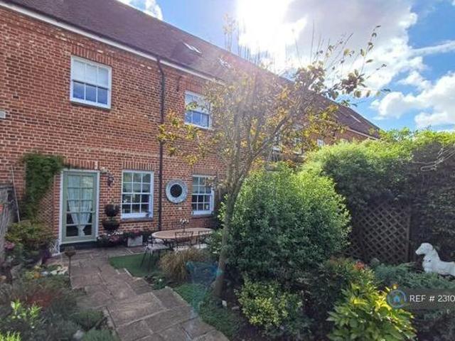 Chedworth Place, Suffolk, 3 Bedroom Terraced