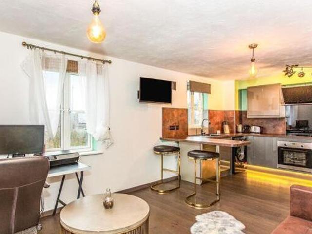 Cheere Way, Papworth Everard, 2 Bedroom Flat