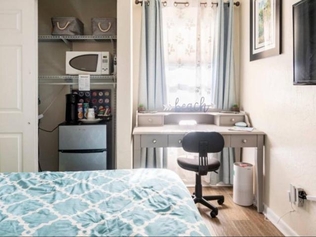 Cheery South Fort Myers Home