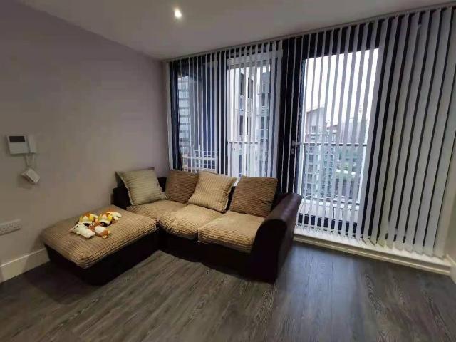 Cheetham Hill Road, Manchester M4, 1 bed flat to rent, £1,100 pcm | PrimeLocation