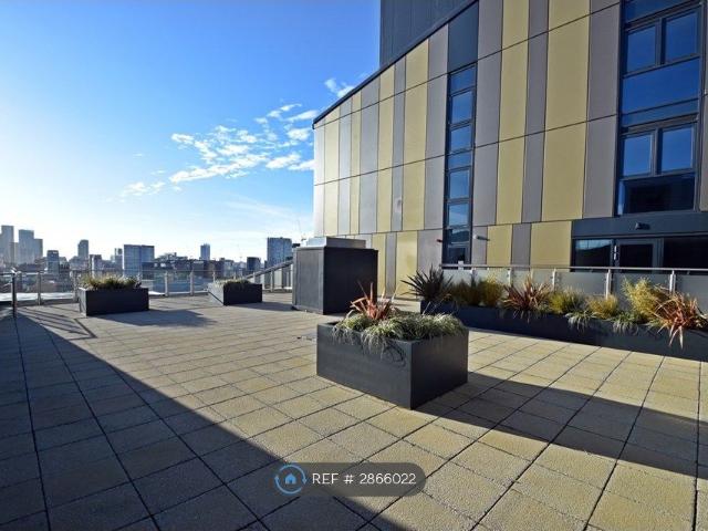 Cheetham Hill Road, Manchester M4, 1 bed flat to rent, £1,200 pcm | PrimeLocation