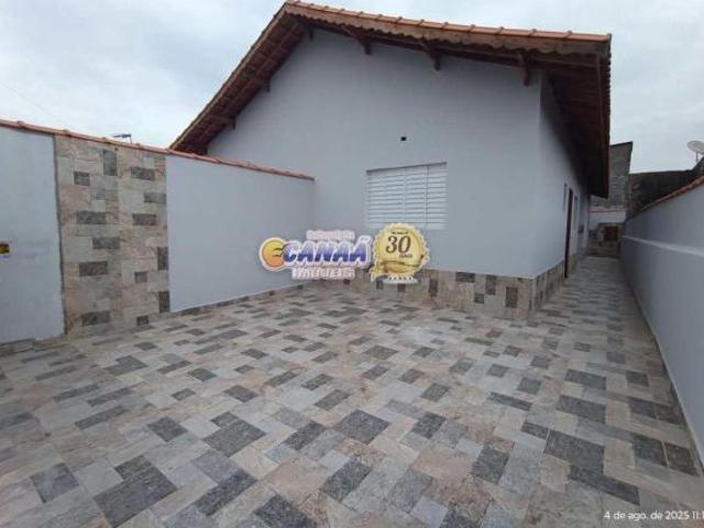 Chegou a hora de realizar o Sonho da Casa de Praia! Casa nova com Piscina