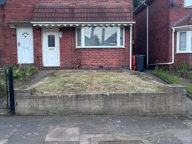 Chelmorton Road, Birmingham, B42 3 bed semi detached house to rent £1,180 pcm £272 pw