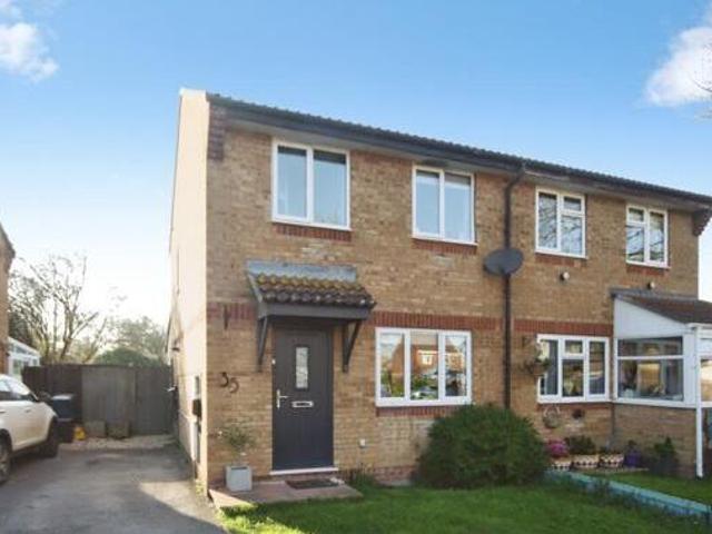 Chelmer Close, Taunton, 3 Bedroom Semi detached