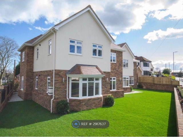 Chelmsford Road, Shenfield, Brentwood CM15, 1 bed flat to rent, £1,595 pcm | PrimeLocation