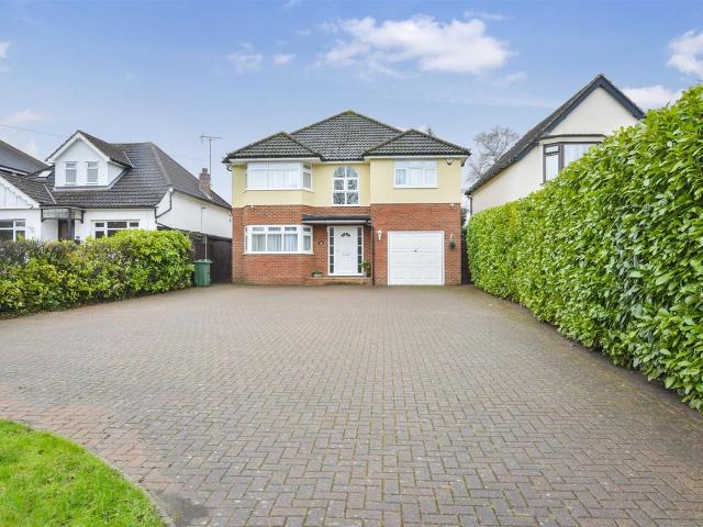 Chelmsford Road, Shenfield CM15, 4 bed detached house to rent, £4,000 pcm | PrimeLocation