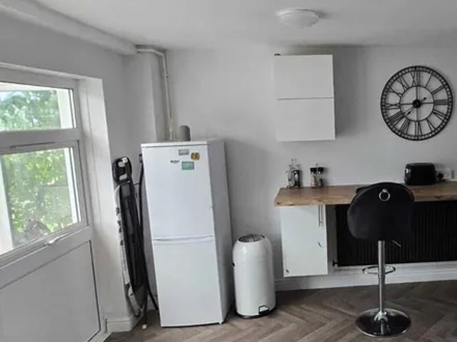 Chelmsley Wood, B37 5RT, United Kingdom | 4 bed house for rent #154368960 | Rentberry