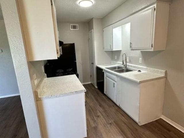Chelsea Manor is the place for you! 2 Bedroom Apartment for Rent at 6300 N Meridian Ave, Oklahoma City, OK 73112