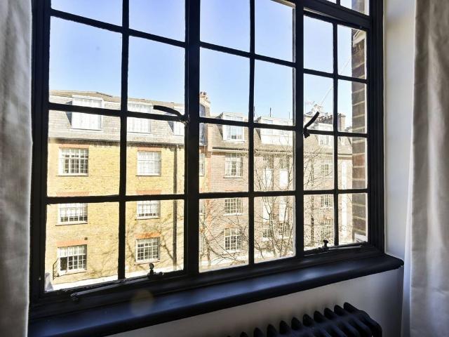 Chelsea Manor Street, Chelsea, London SW3, Maisonette to rent, £4,117 pcm | PrimeLocation