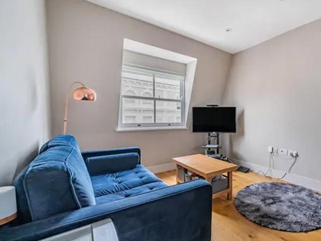Chelsea and Westminster Hospital, 369 Fulham Road, London, SW10 9NH, United Kingdom | 1 bed apartment for rent #140229654 | Rentberry