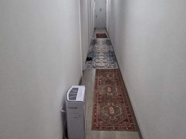 Chelsea, apartment three bedroom, one bath, fifth