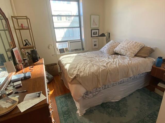 Chelsea bedroom available in 3br/1ba
