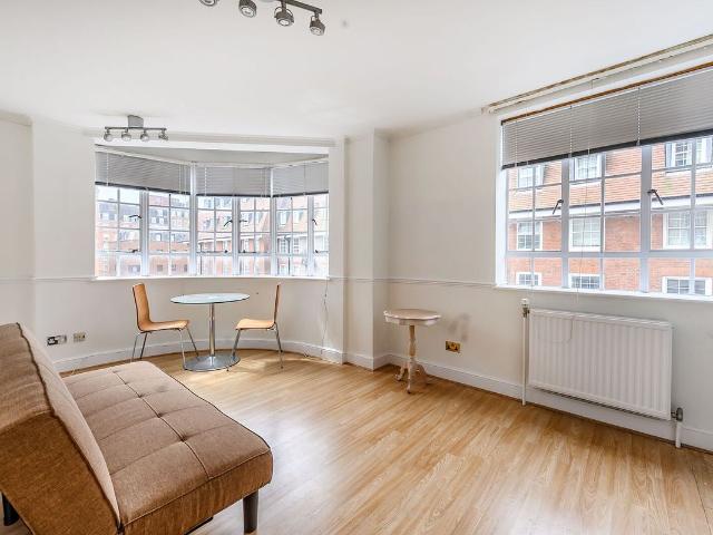 Chelsea Cloisters, Chelsea, London SW3, 1 bed flat to rent, £3,900 pcm | PrimeLocation