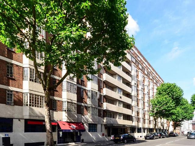 Chelsea Cloisters, Chelsea, London, SW3 Studio to rent £1,799 pcm £415 pw