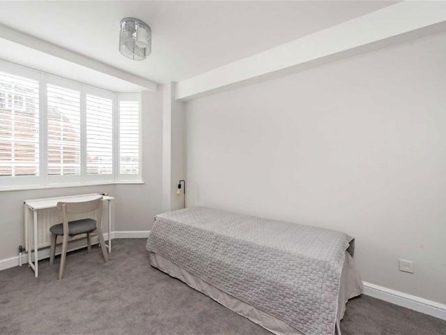 Chelsea Cloisters, Chelsea SW3, Studio to rent, £1,850 pcm | PrimeLocation