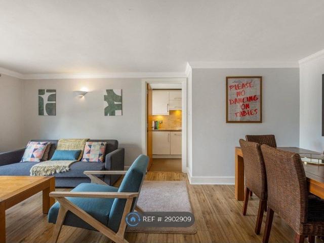 Chelsea Court, London N1, 2 bed flat to rent, £4,000 pcm | PrimeLocation