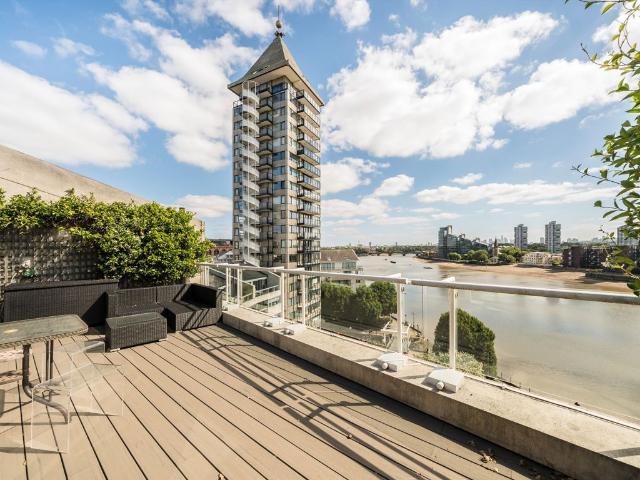Chelsea Crescent, Chelsea Harbour SW10, 3 bed flat to rent, £7,497 pcm | PrimeLocation
