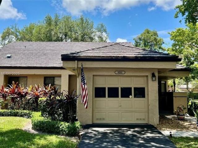 Chelsea Dr N, Plantation, Home For Sale
