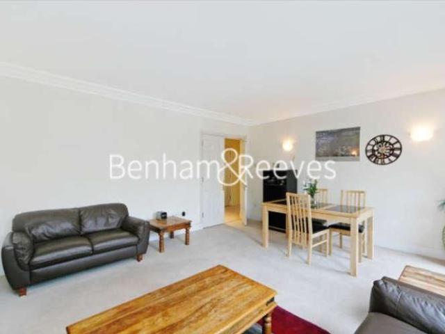 Chelsea Gate Apartments, Ebury Bridge, SW1W