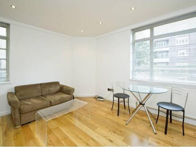 Chelsea, London SW3 1 bed apartment to rent £2,925 pcm £675 pw