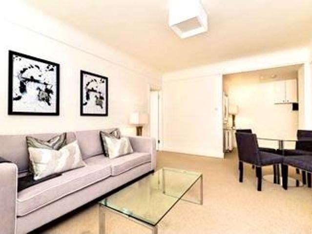 Chelsea, London. SW3 2 bed apartment to rent £3,900 pcm £900 pw