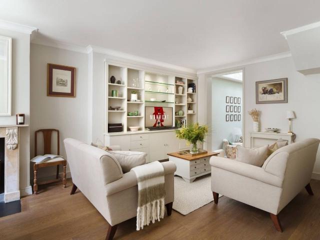 Chelsea SW3, 3 bed flat to rent, £17,546 pcm | PrimeLocation