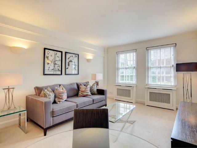 Chelsea, South Kensington 2 bed flat to rent £3,987 pcm £920 pw