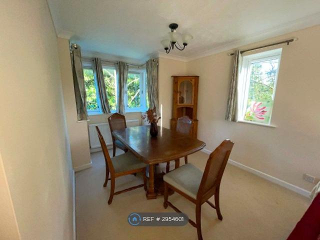 Chelwood Gate, Southampton SO16, 2 bed flat to rent, £1,400 pcm | PrimeLocation
