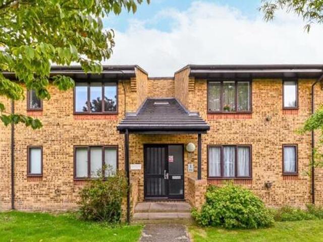 Cheltenham Close, New Malden, 1 Bedroom Flat