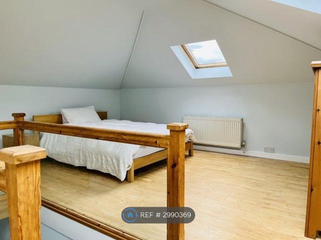 Cheltenham Road, London SE15, Room to rent, £1,190 pcm | PrimeLocation