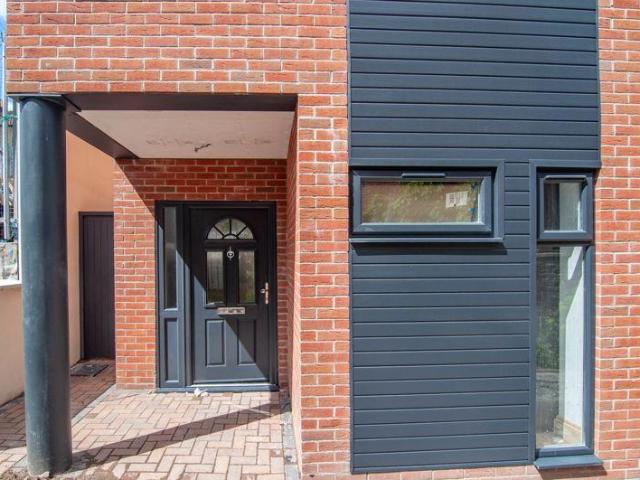 Cheltenham Road, Montpellier. 3 bed house to rent £2,100 pcm £485 pw
