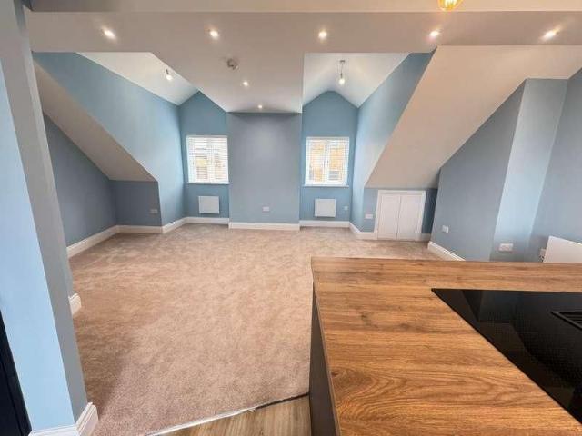 Cheltenham Walk, Harrogate, North Yorkshire, HG1