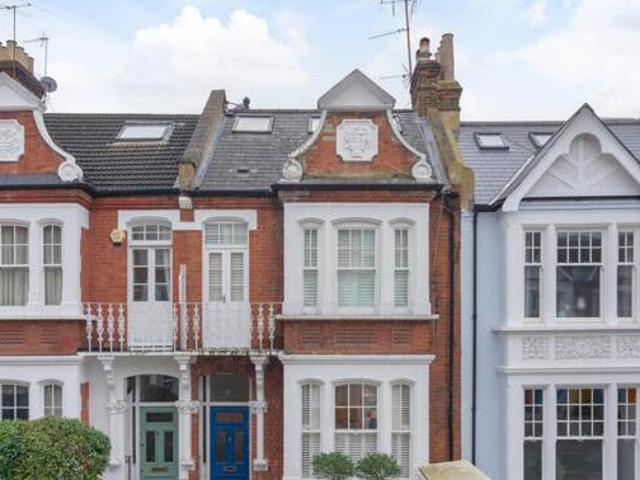 Chelverton Road, London, Studio Flat For