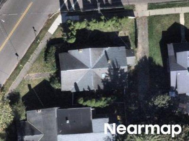 Chenango St
