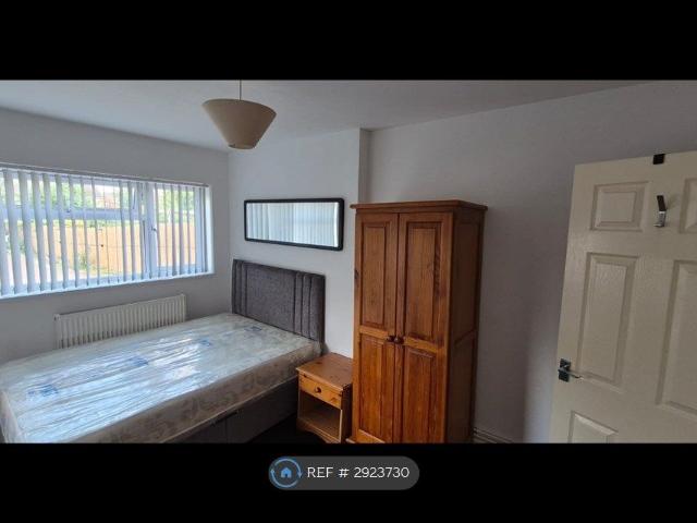 Cheney Manor Road, Swindon SN2, Room to rent, £675 pcm | PrimeLocation