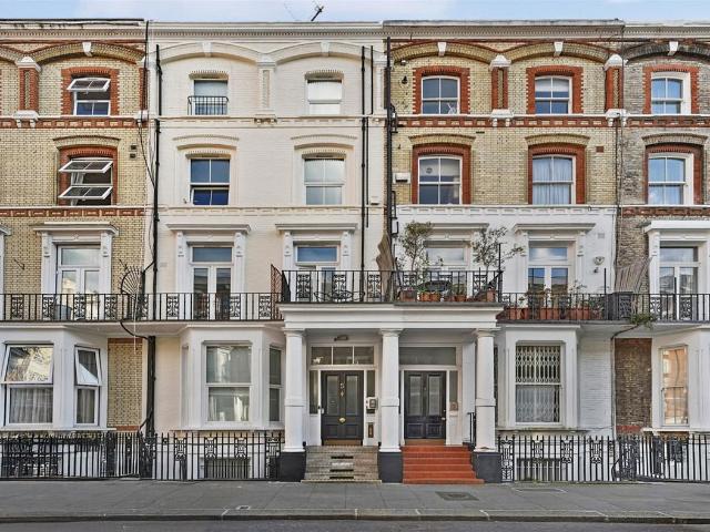Cheniston Gardens, High Street Kensington W8, 1 bed flat to rent, £1,755 pcm | PrimeLocation