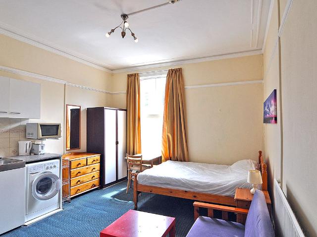 Cheniston Gardens, Kensington, London W8, Studio to rent, £1,650 pcm | PrimeLocation