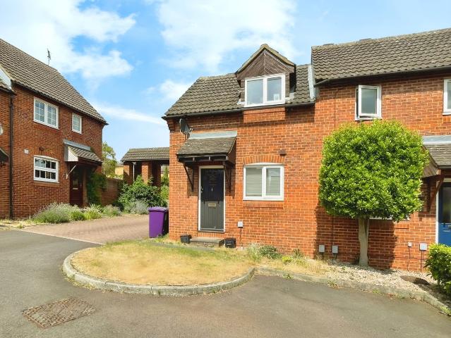 Chennells Close, Hitchin SG4, 1 bed semi detached house to rent, £1,350 pcm | PrimeLocation