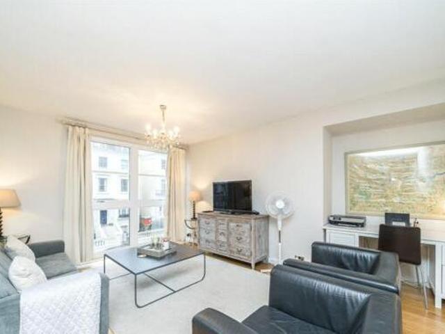 Chepstow Villas, London, 2 Bedroom Apartment
