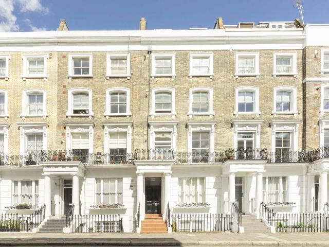 Chepstow Road, London W2 1 bed flat to rent £2,500 pcm £577 pw