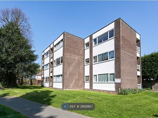 Chequers Court, Horsham RH13, 1 bed flat to rent, £1,250 pcm | PrimeLocation