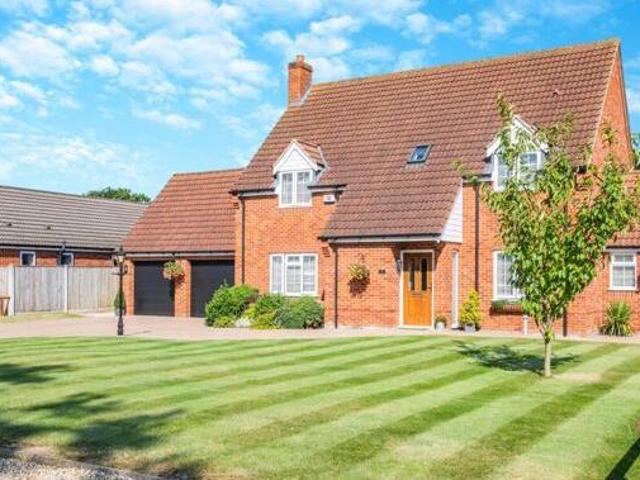 Chequers Meadow, Hainford, 4 Bedroom Detached